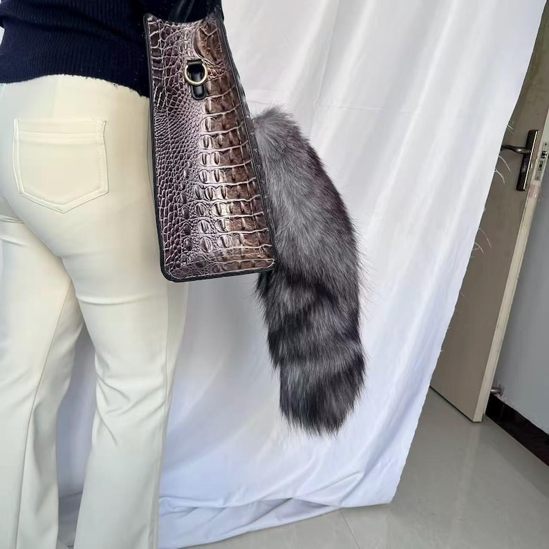 17" Fox Tails, Ethical Taxidermy Therian Tail Cosplay: Gray Black, Clip ...