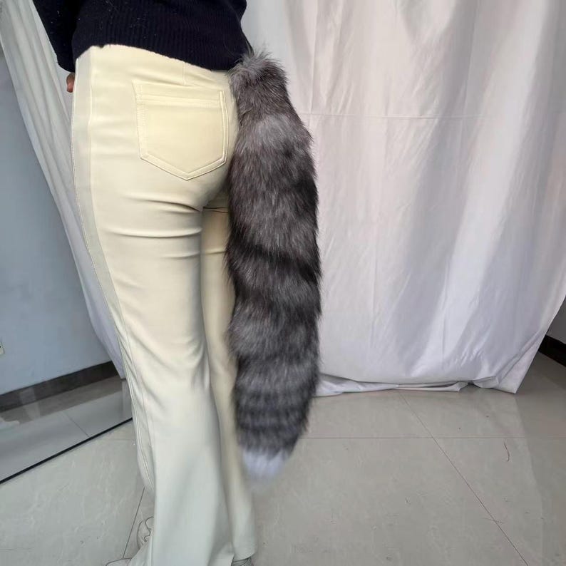 25" Fox Tails, Ethical Taxidermy Therian Tail Cosplay: Gray, Clip On ...