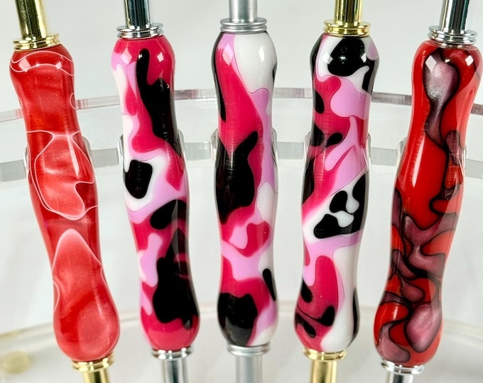 Black & Pearl White Single Blade Seam Ripper, Needle Threader, Stiletto ...