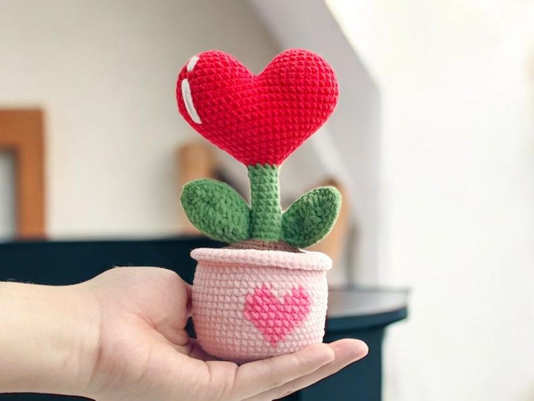 Heart Plant Crochet Pattern, Valentine Heart Plant Crochet Pattern ...