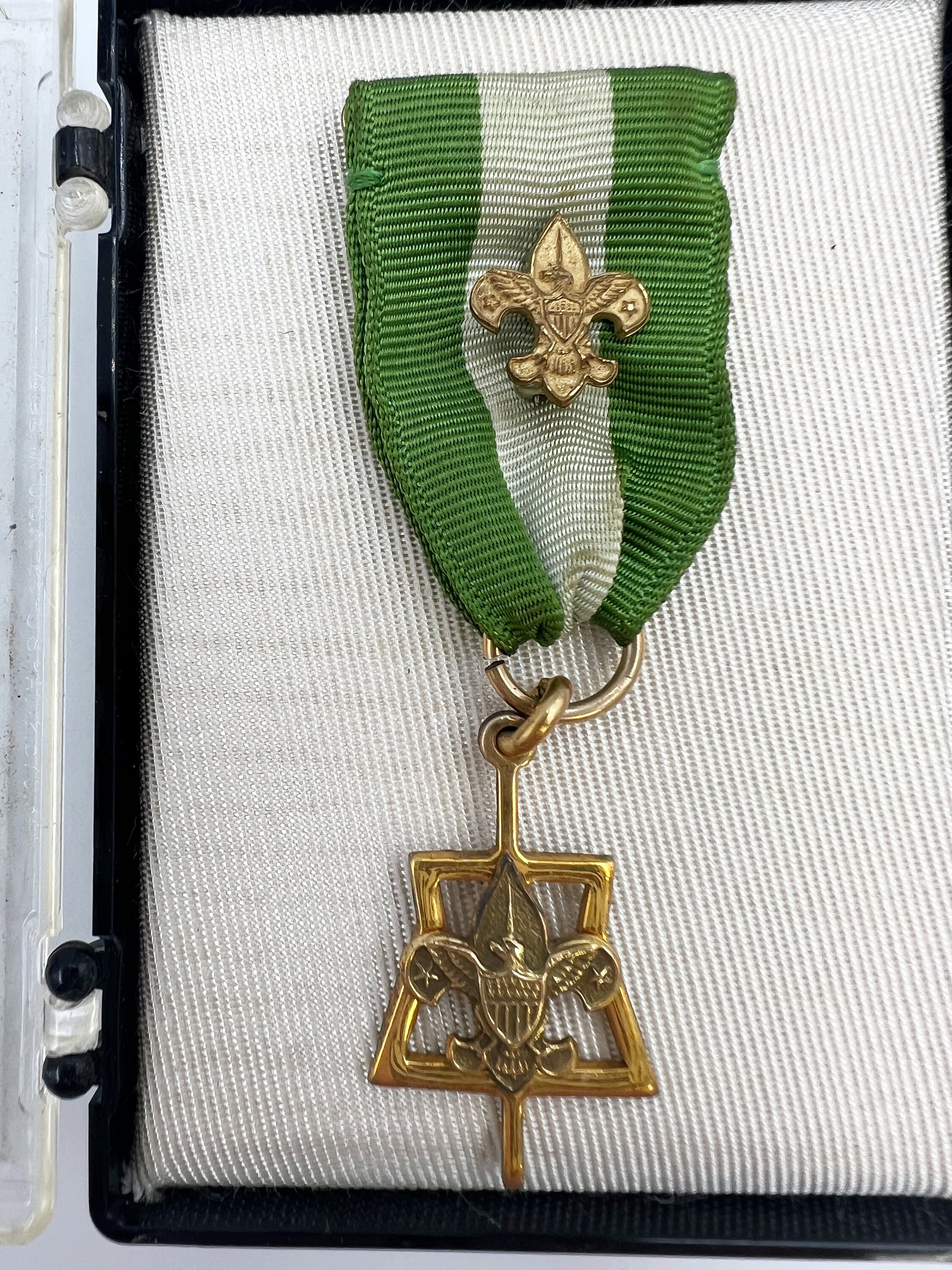 Vintage 40s - 50s Boy Scout Eagle Scout Patches Badges Pins and ...