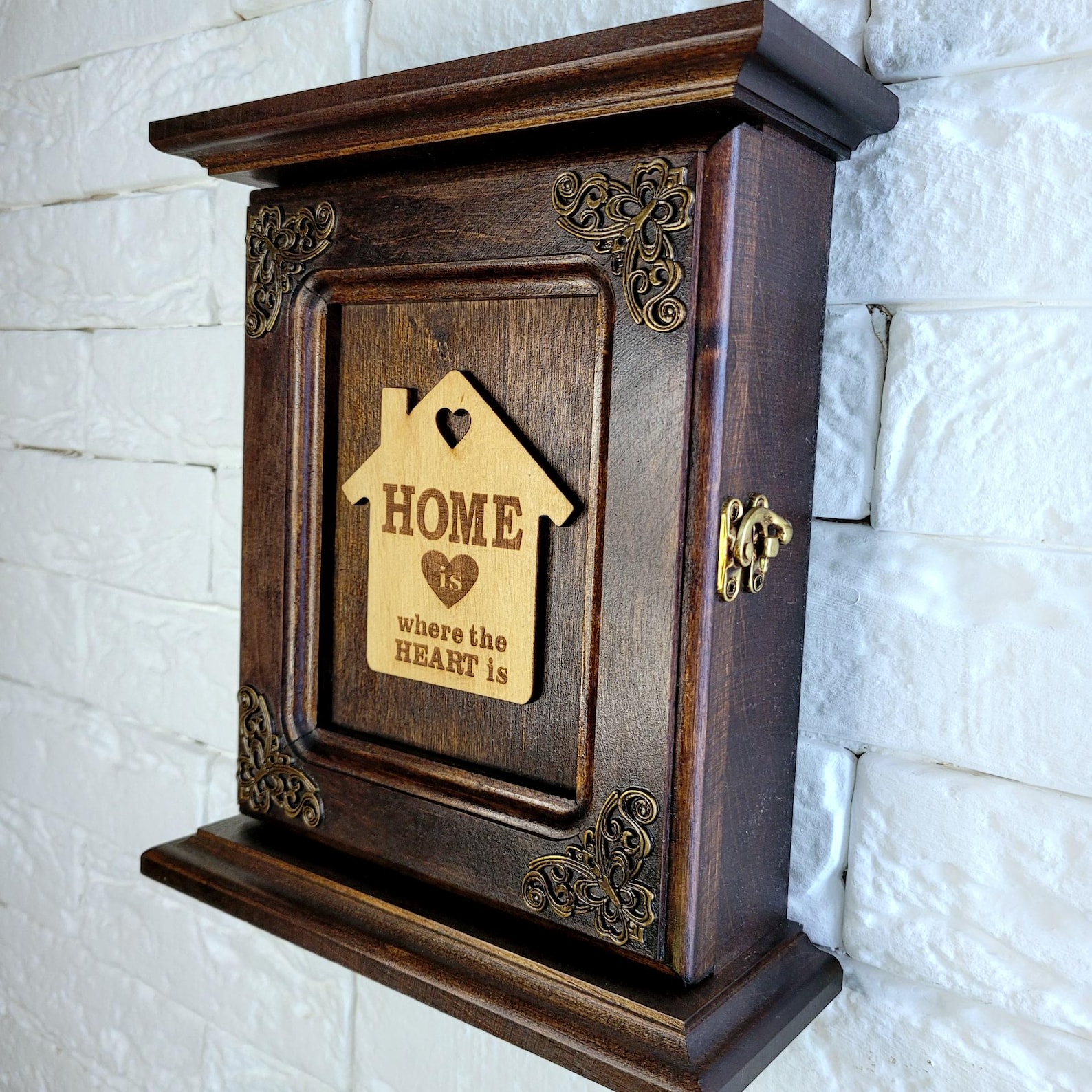 Wooden Key Box Organizer: Spruce & Walnut Wall Decor - Etsy