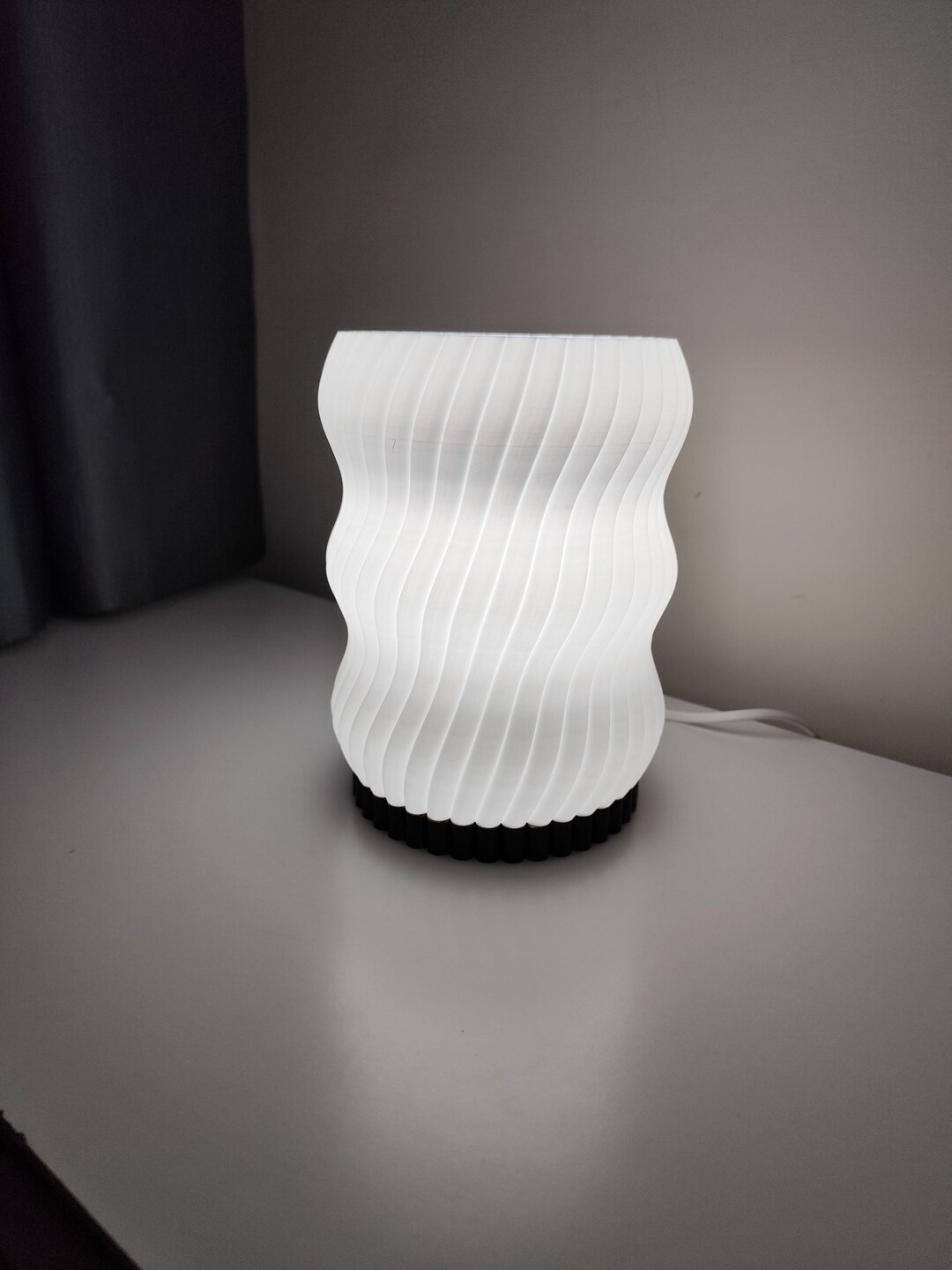 3D Printed Table Lamp STL File | Modern Wavy Design | Digital Download ...