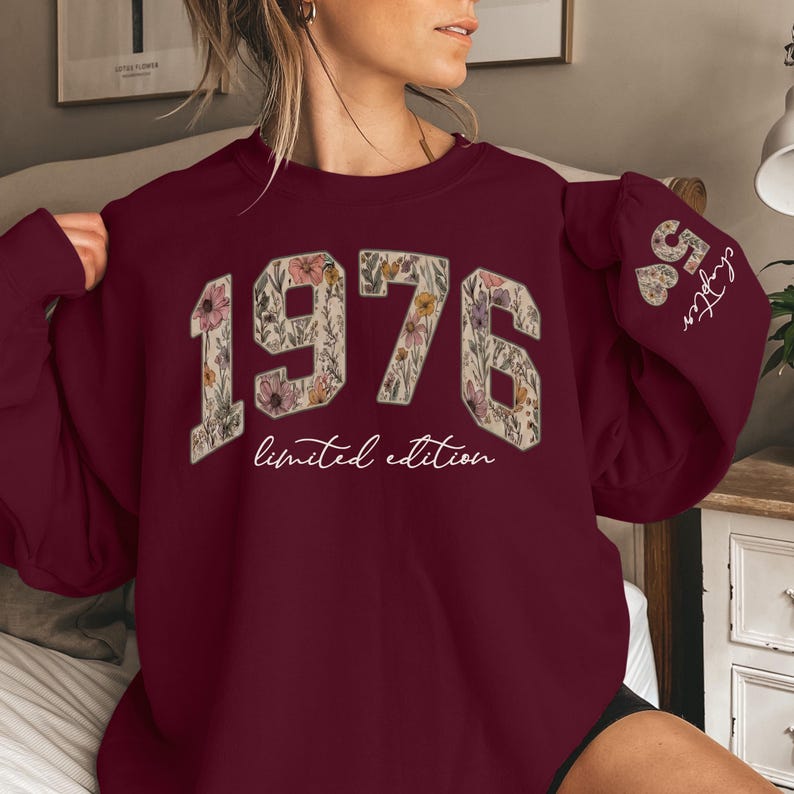 1976 Retro Birthday Sweatshirt Floral 50th Birthday Gifts for Women ...