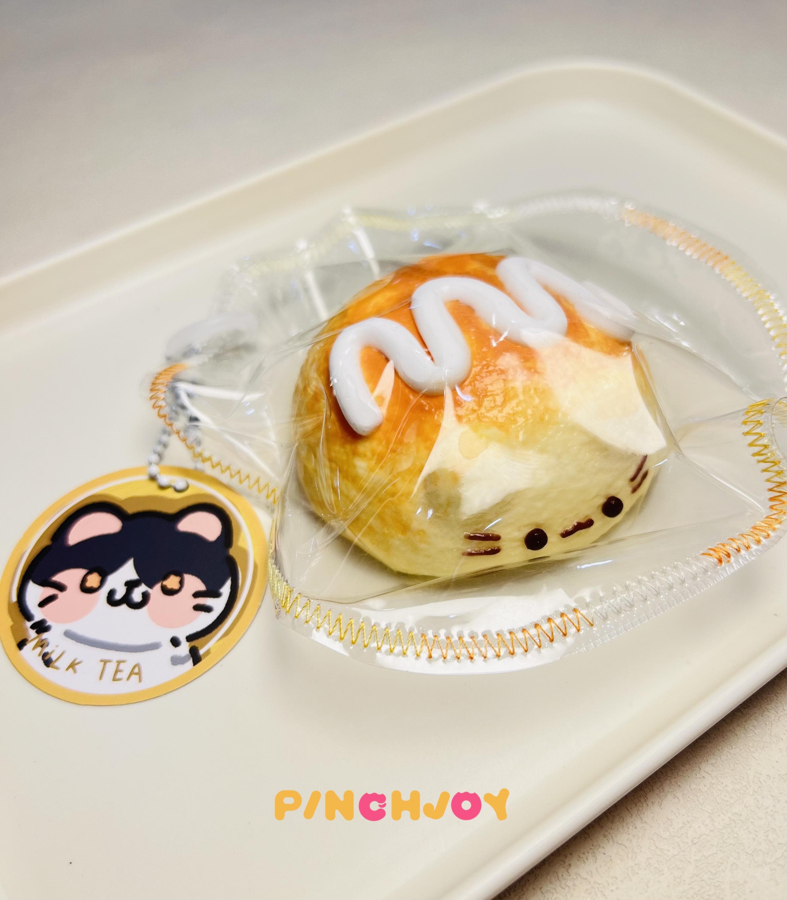 Adorable Cat Bread Squeeze Toy, Soft Pineapple Bun Stress Relief ...