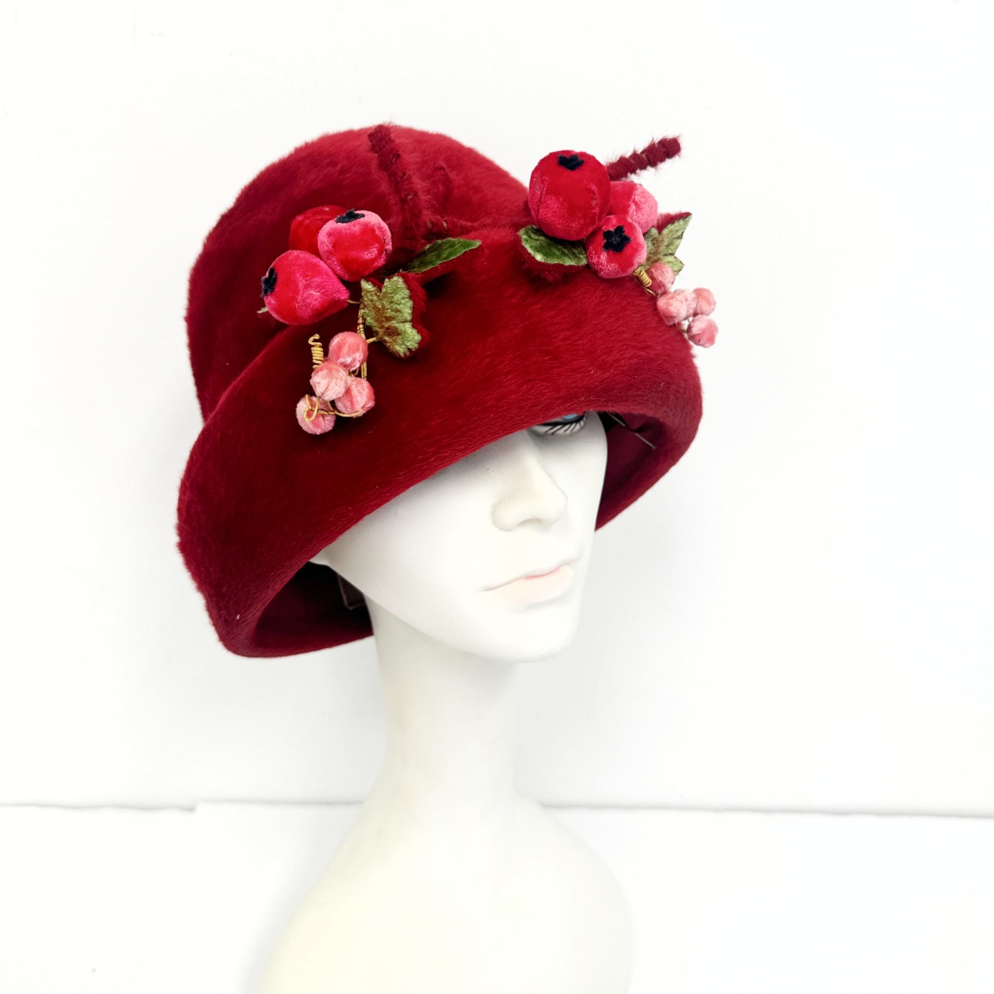 Vintage Red Cloche Hat | 1930s Faux Fur With Velvet Berries - Etsy