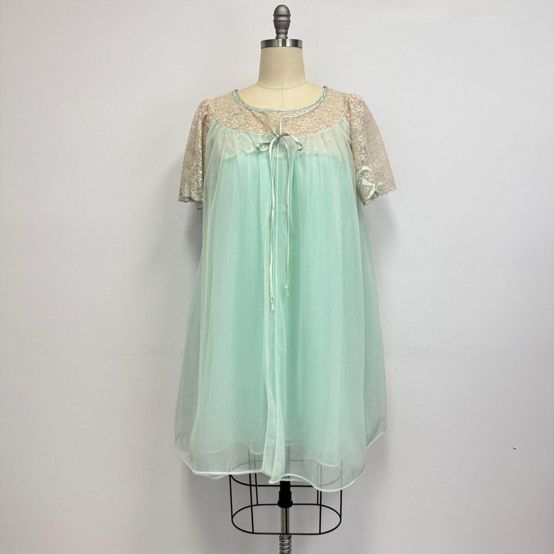Vintage Peignoir Set | 1960s Nightie With Robe | Seafoam Green | Movie ...