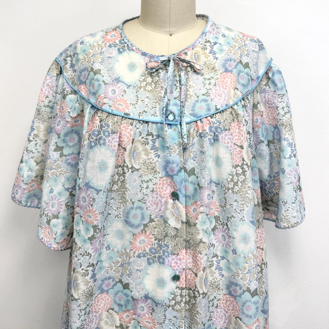 Vintage Long Robe | 1970s Cotton Floral Housecoat With Pocket | Button ...