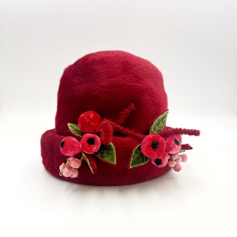 Vintage Red Cloche Hat | 1930s Faux Fur With Velvet Berries - Etsy