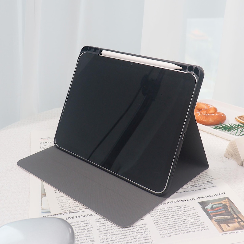 Custom Vintage Bat New iPad Case for iPad A16 11" 2025 10 10.9" 8/9 10. ...