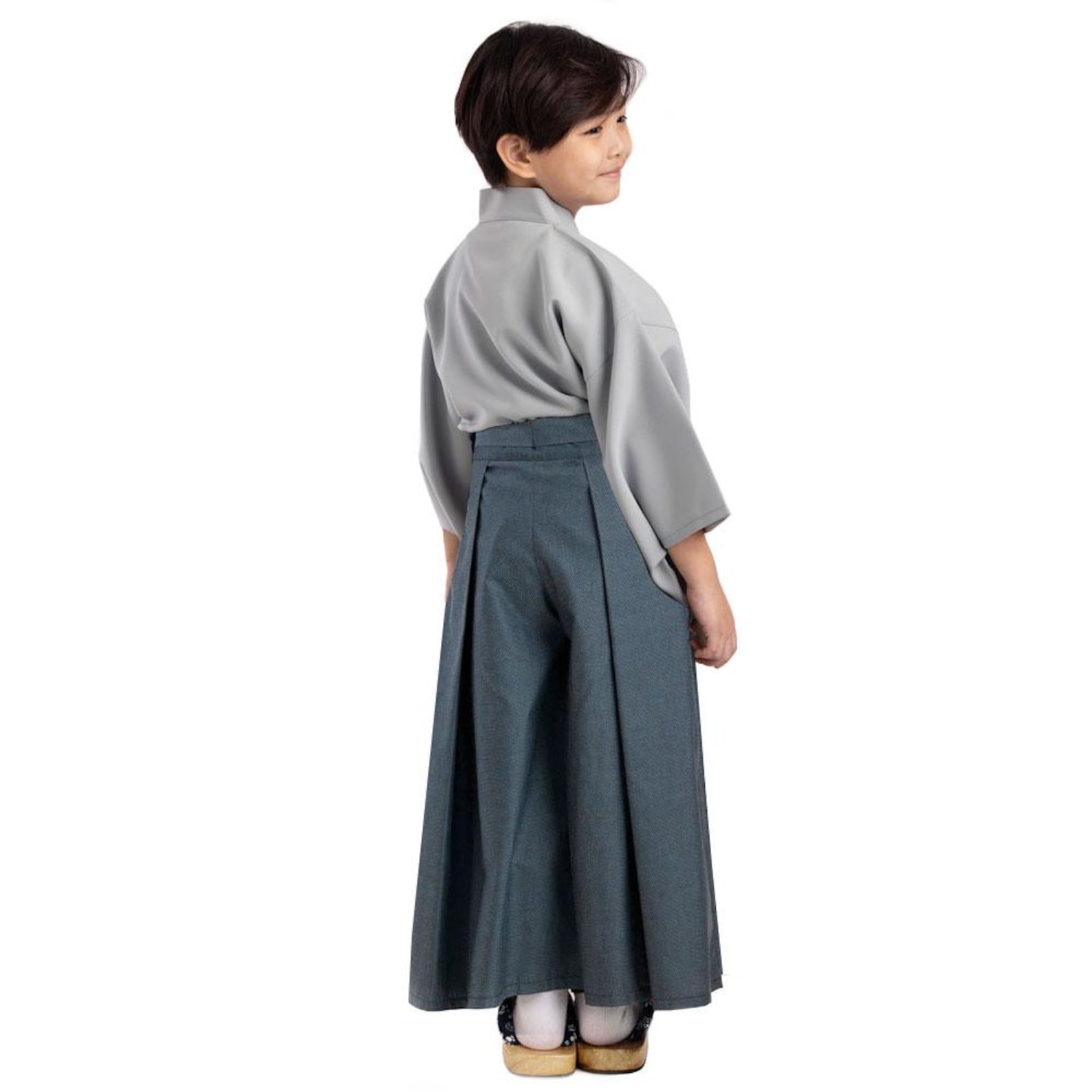 Princess of Asia - Traditional Japanese Kids Samurai Yukata Kimono Set ...