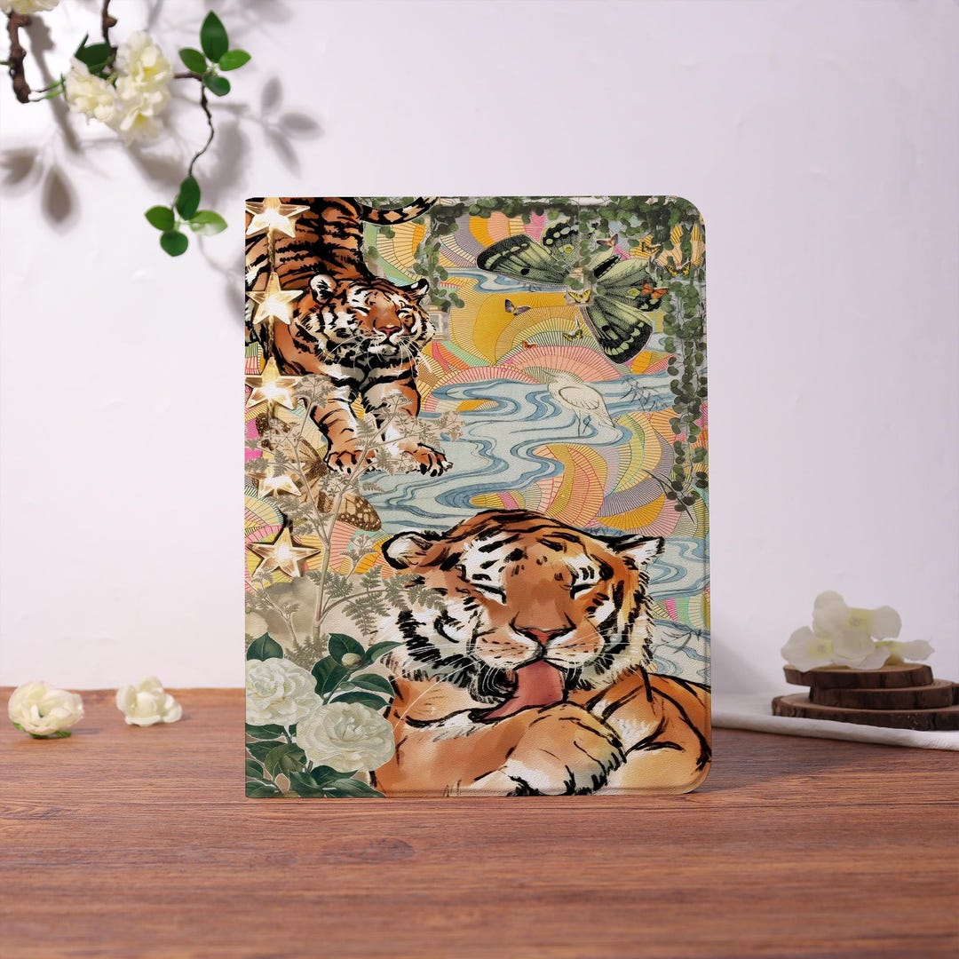 Custom Vintage Tiger Collage iPad Case With Auto Wake for iPad Pro2025 ...