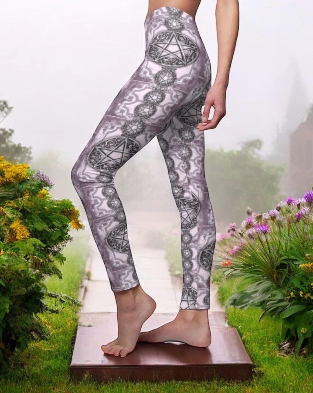 Pastel Goth Leggings, Celestial Style, Occult Fashion, Mystic Leggings ...