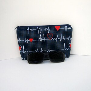 Nurse Zipper Pouch: EKG Heart Monitor Print, RN Gift - Etsy
