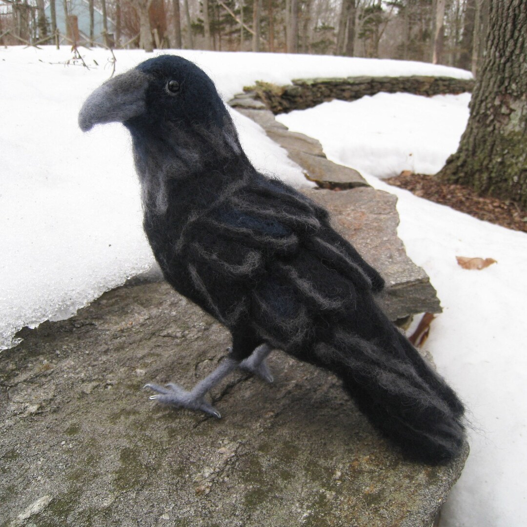 Mr. Common Raven, Needle Felted Bird Fiber Art - Etsy