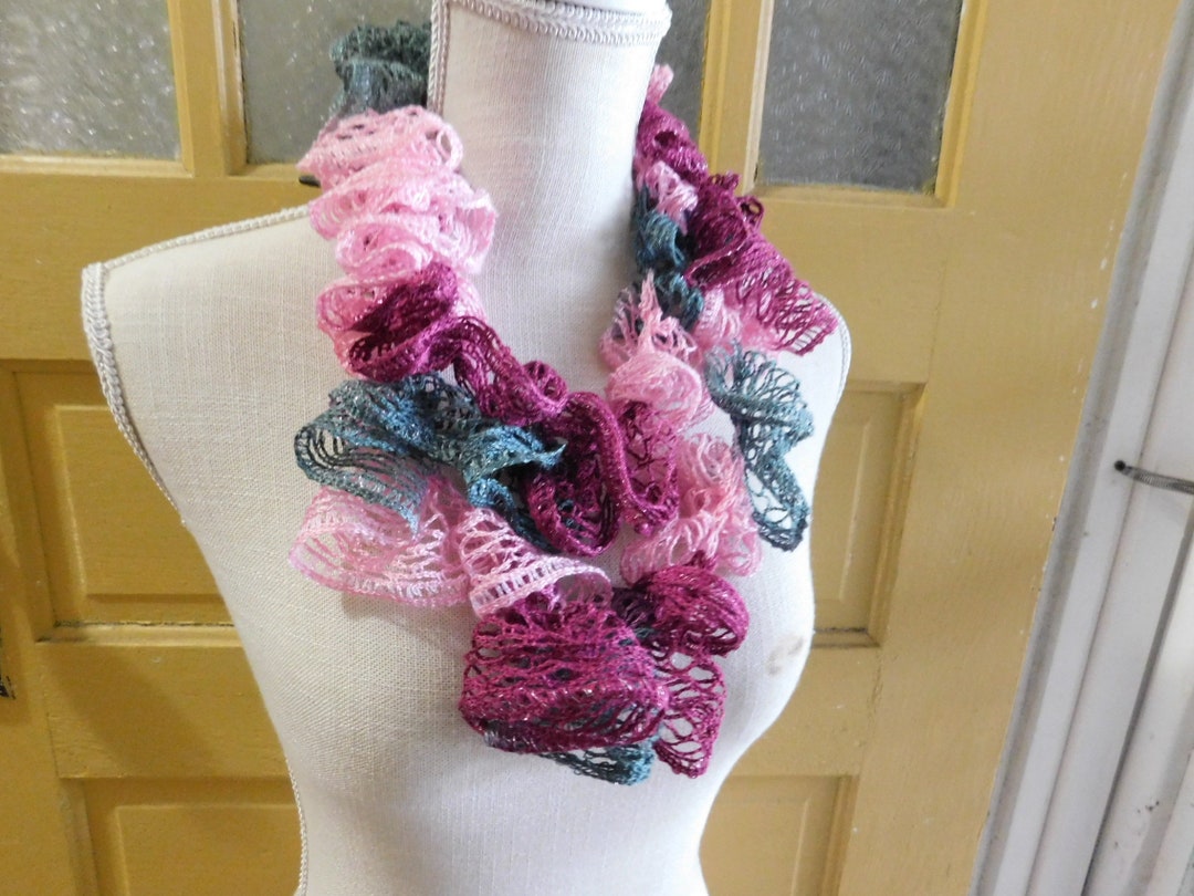 English Rose Garden. Prom Sashay Frilly Boho Urban Infinity Circle ...