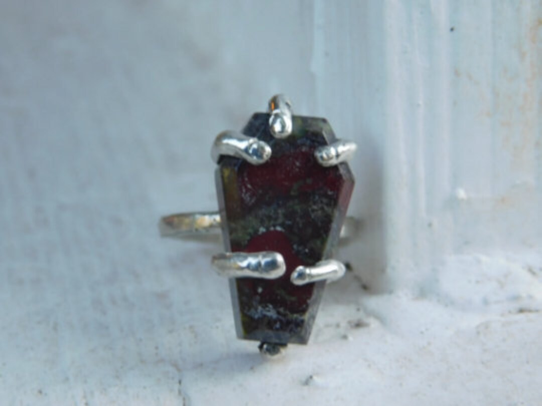 Vampire Coffin Ring. "i Will Give You Little Lives" Creepy Little ...