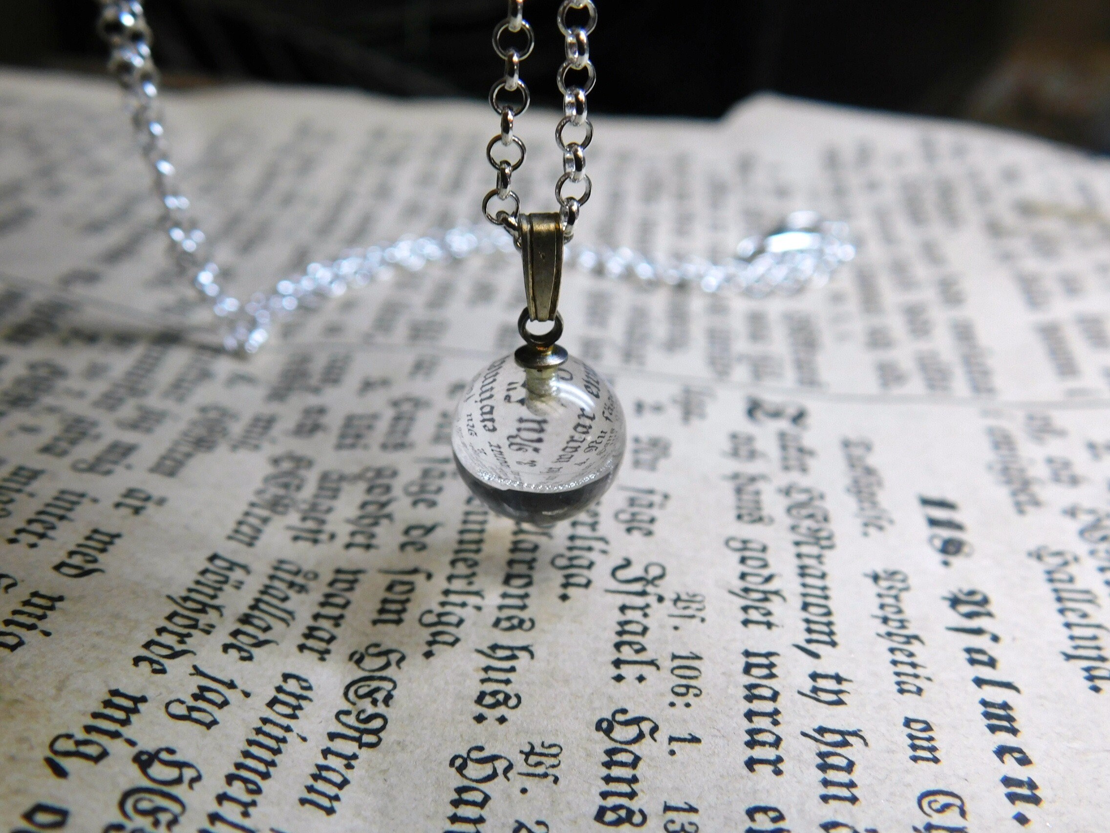 The Seer's Vision Stone. Crystal Clear Quartz Miniature | Etsy