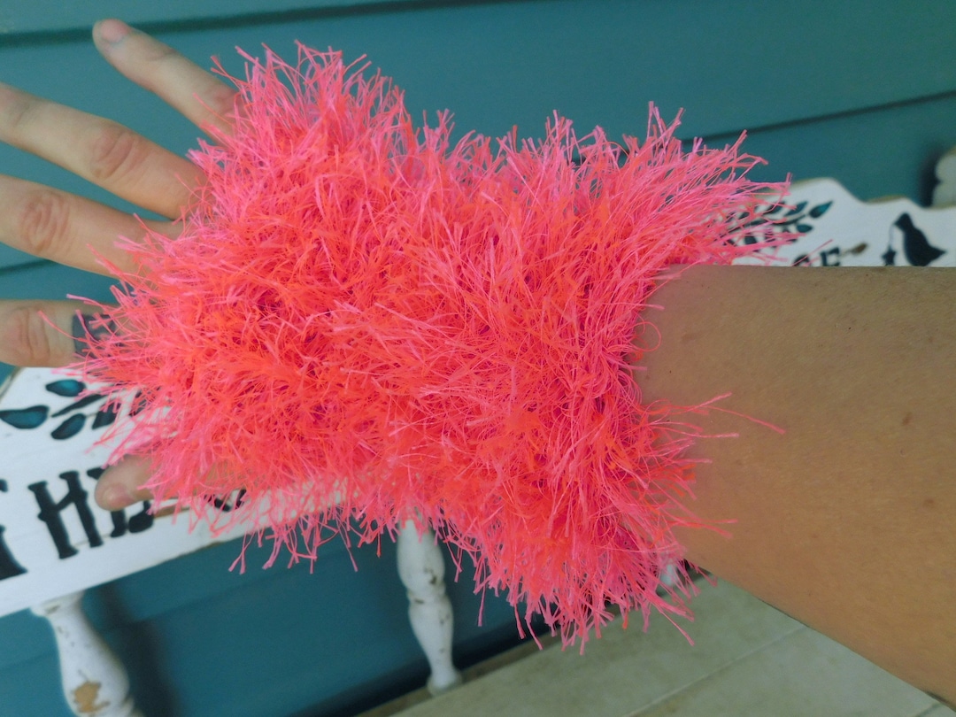 The Fuzzy Flamingo. Flamingo Bright Pink Fuzzy Feathery Hand Knit ...