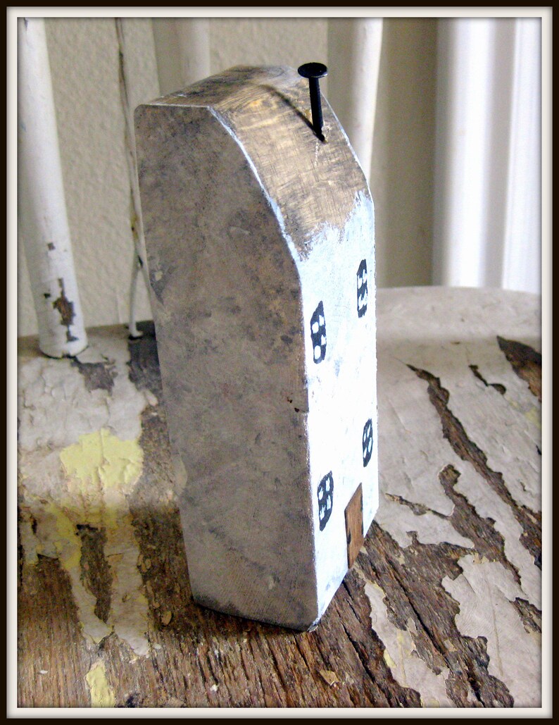 Small Primitive Hand Painted Reclaimed Wood House Set Rustic Shelf ...