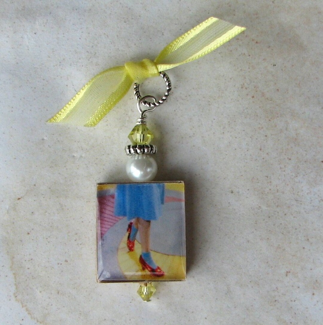 Red Ruby Slippers Wizard of Oz Scrabble Pendant - Etsy