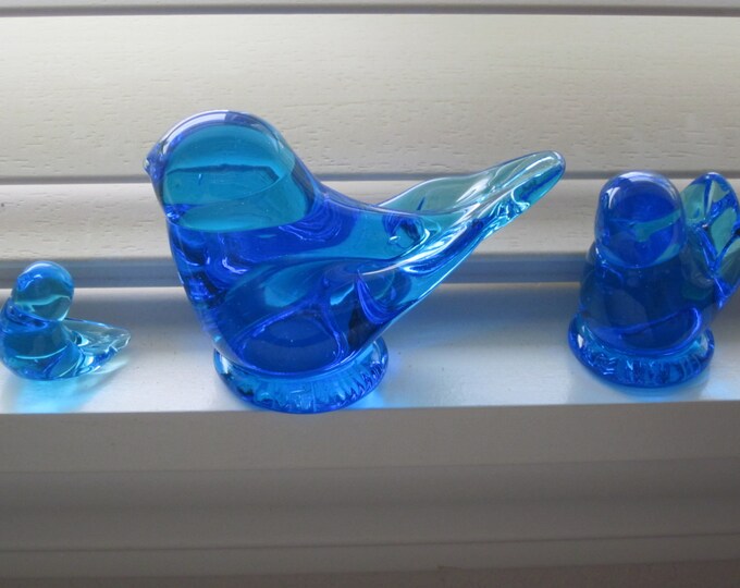 GLASS BLUE BIRDS Collectible Set of Three Blue Bird of Winter... - Etsy