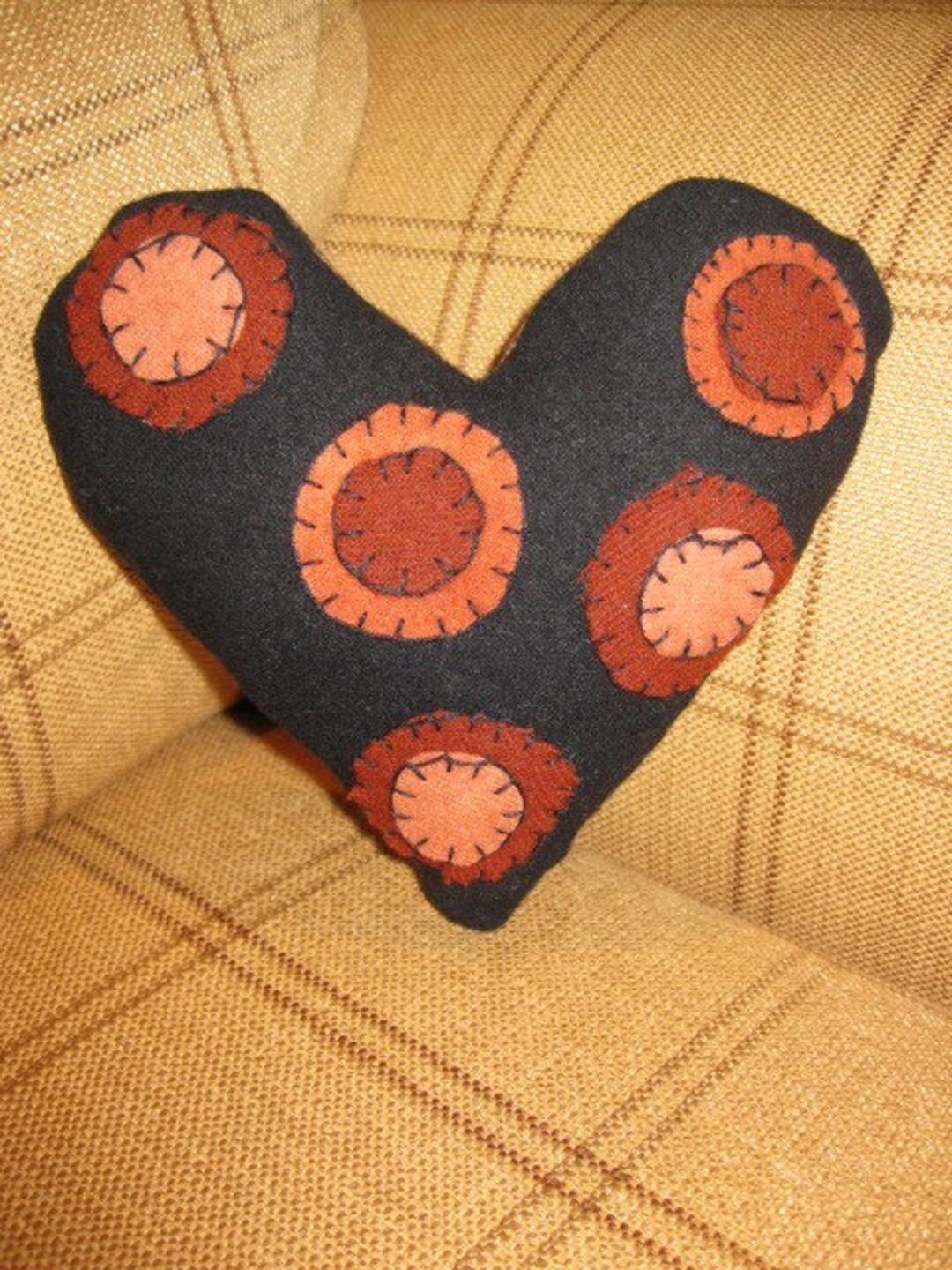 Penny Circle Miniature Wool Felt Heart Pillow - Etsy
