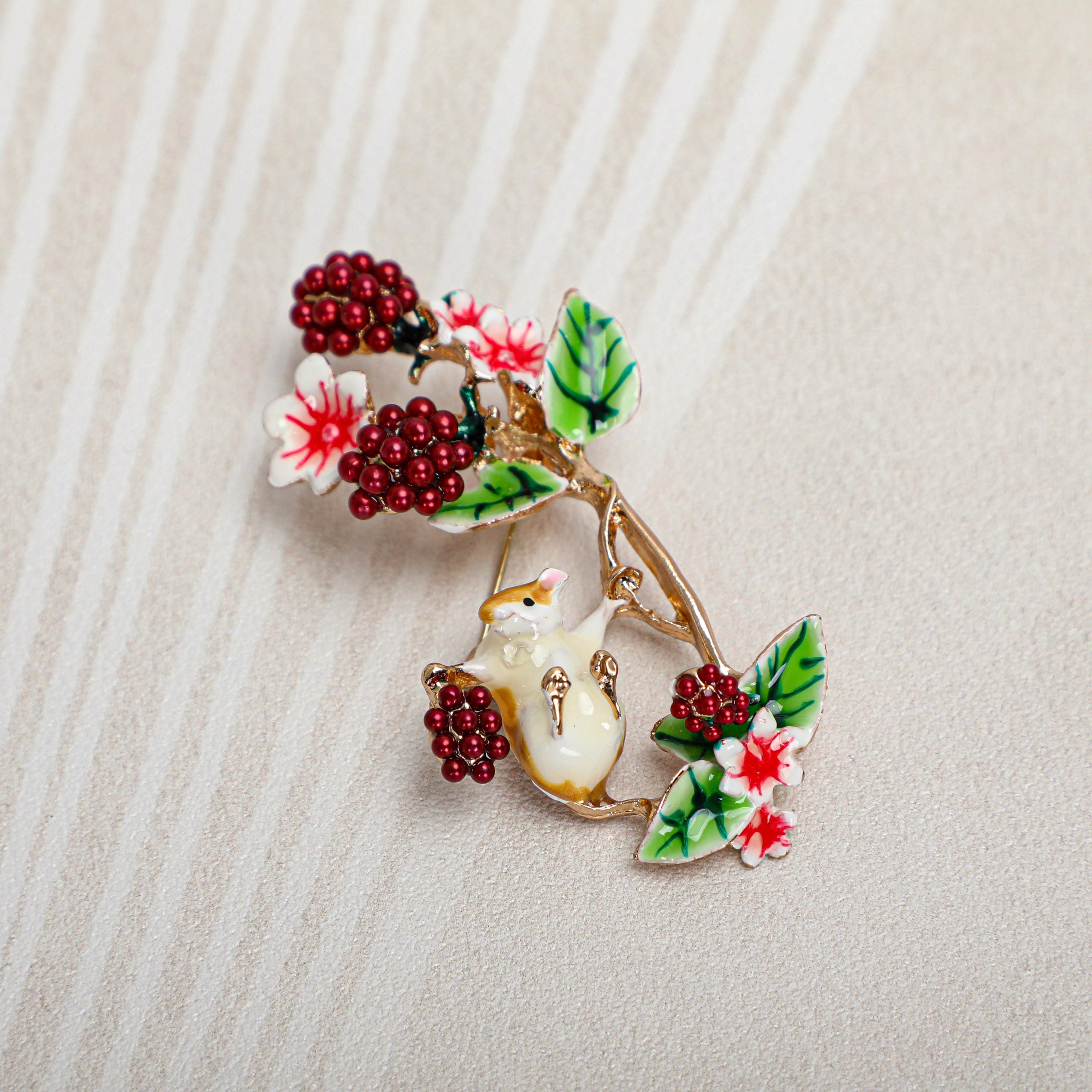 Personalized Birth Flower Brooch, Lotus Brooch, Daisy Brooch,imitation ...