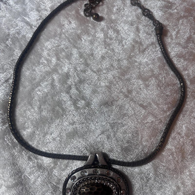 Chico Crystal Necklace - Etsy