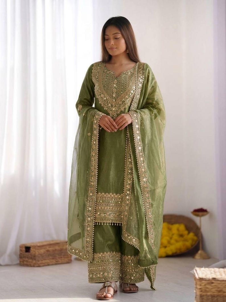 Fendy Silk Sharara Suit Set for Women, Embroidered Pakistani Suit With ...