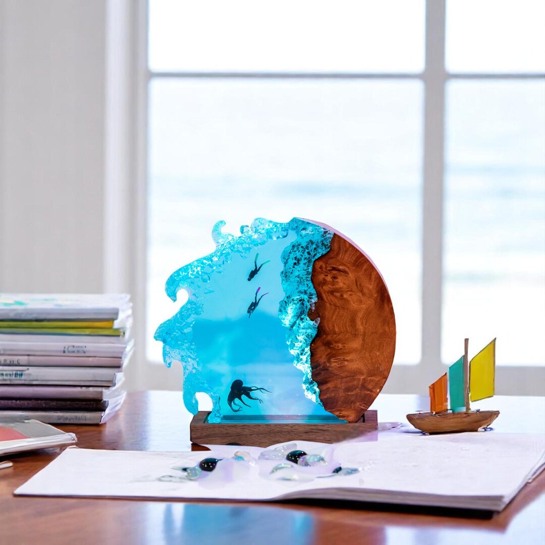 Ocean Resin Lamp With Diver and Octopus Figure – Handmade Seascape ...