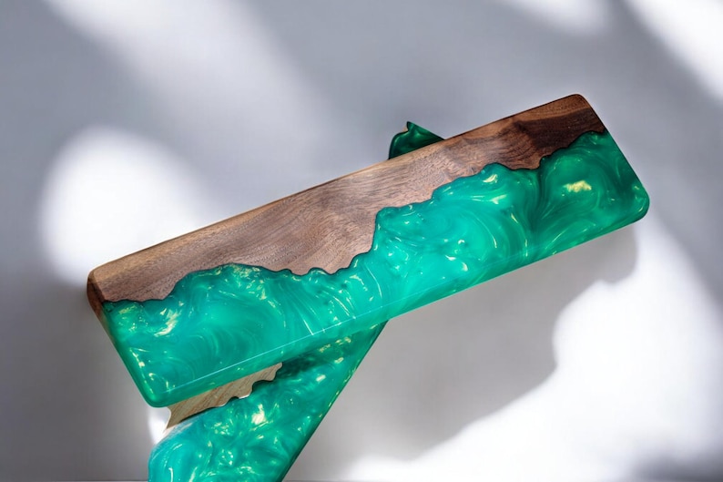 Wrist Rest Resin Art,epoxy Resin Art,gaming Setup,custom Keyboard ...