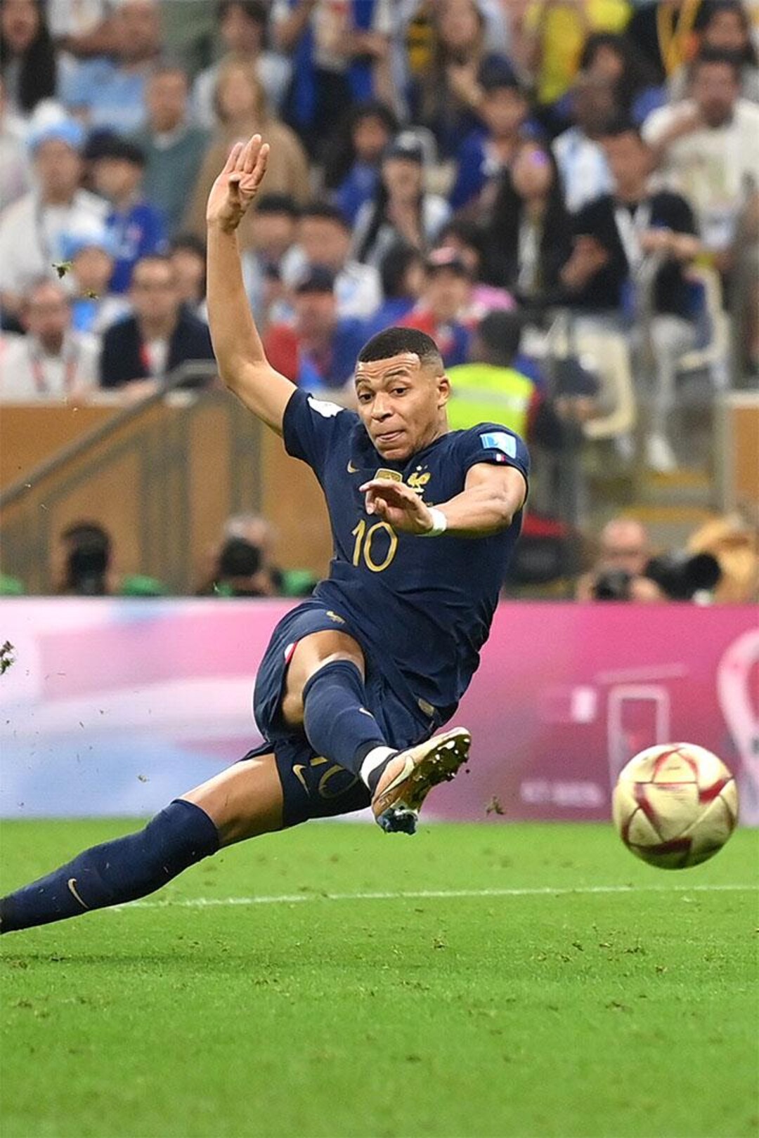 Kylian Mbappé France Poster 20x30 – World Cup Soccer Star Wall Art ...