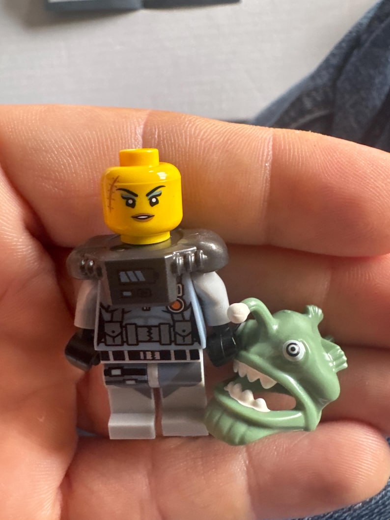 LEGO Ninjago Shark Army Angler Minifigure – CMF 71019 Figure 12 W/ Mace ...