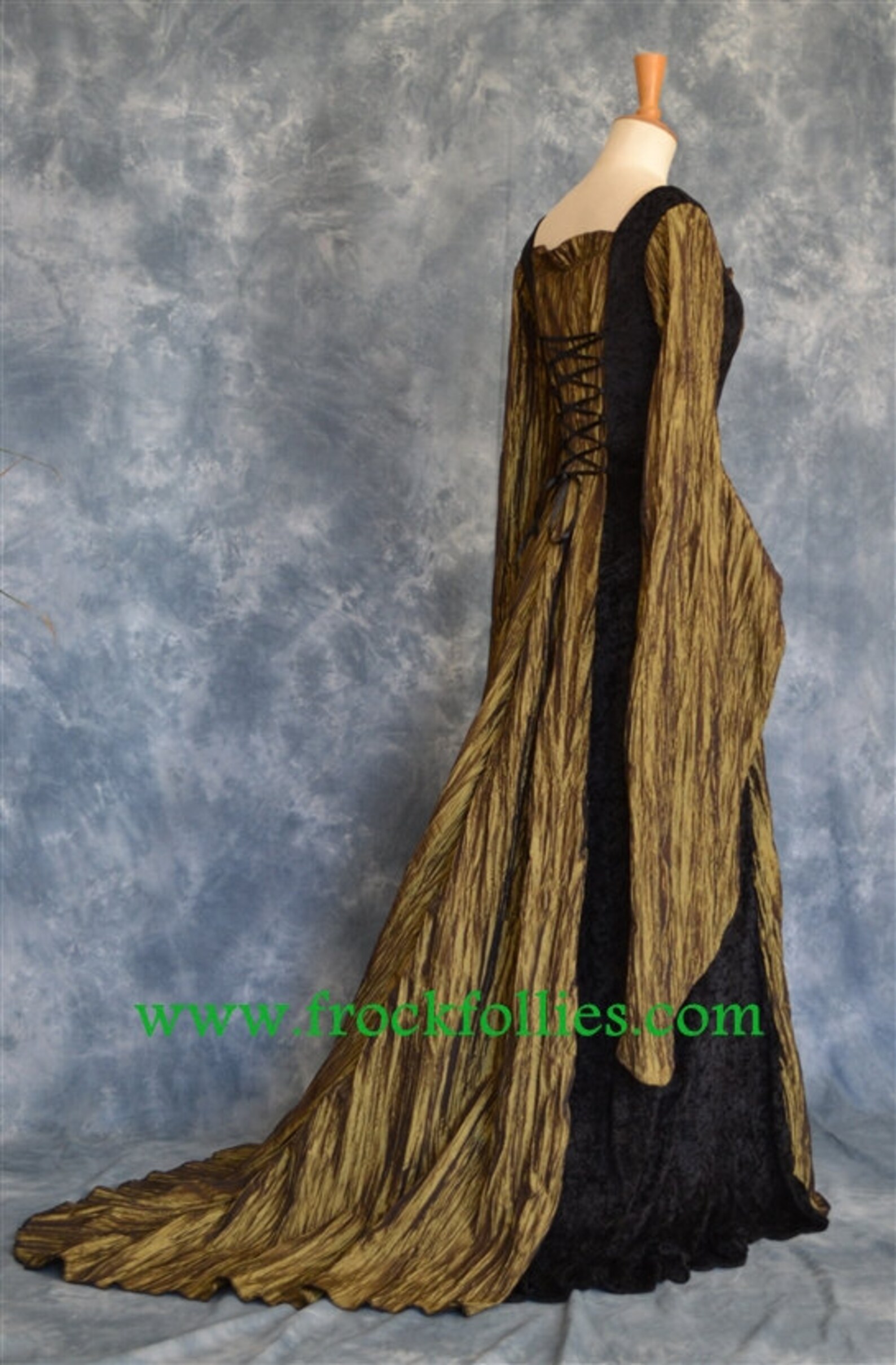Ariadne, a Pagan, Medieval, Wiccan, Pre-raphaelite Dress Custom Made ...