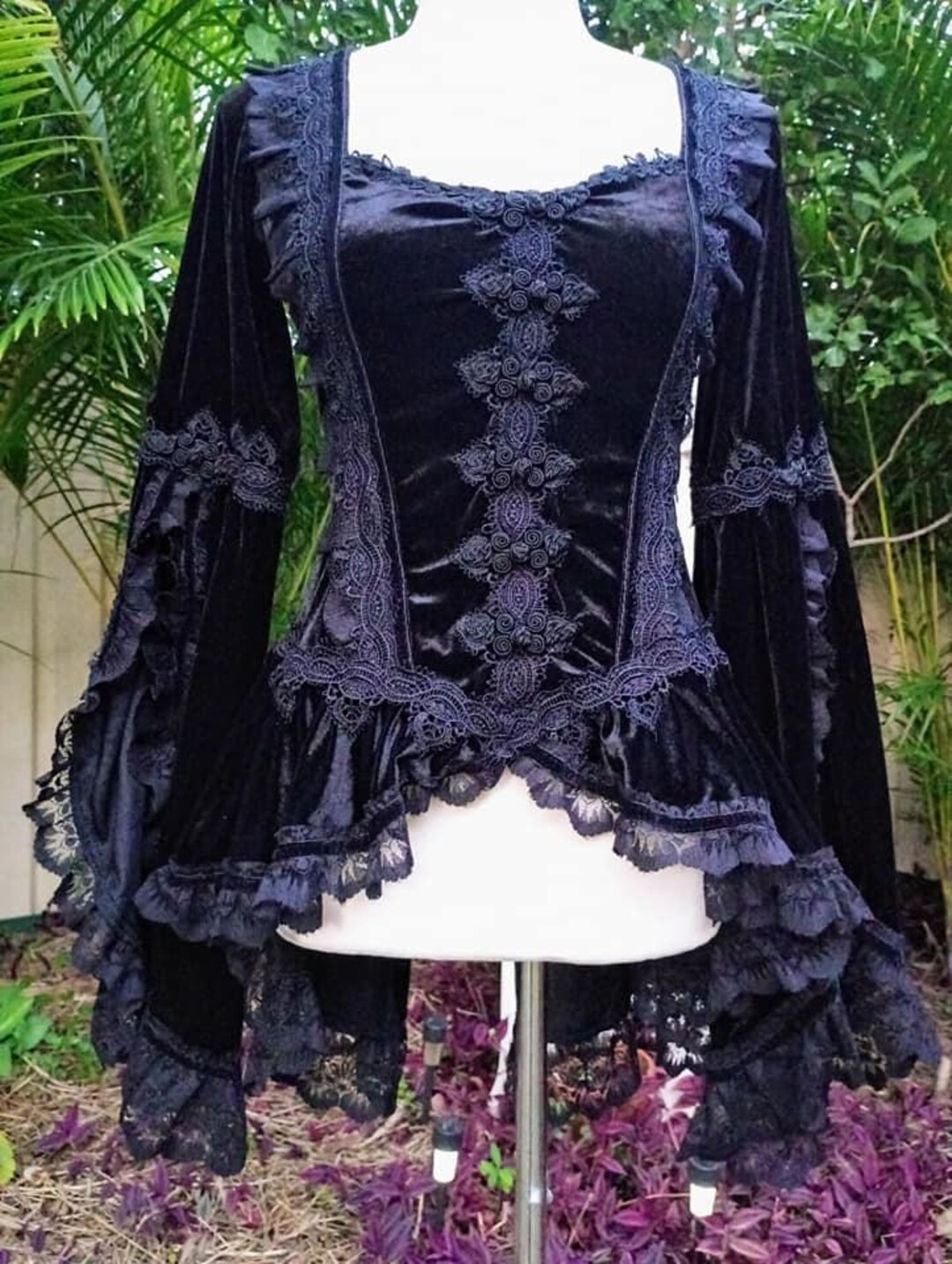 Victorian, Gothic Goth Steampunk Emo Bohemian, Gypsy Long Sleeve Top ...