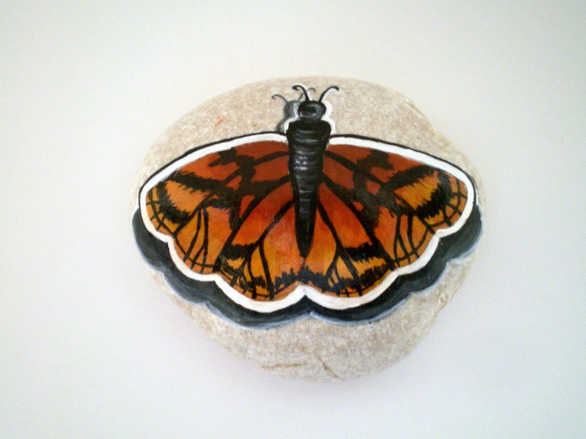Monarch Butterfly Painted Rock Hand Painted Stone Decor - Etsy