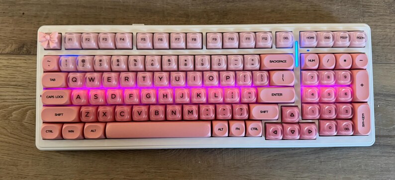 Custom Wireless Mechanical Keyboard – Pink Jelly Keycaps - Etsy