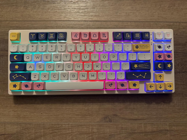 Custom Wireless Mechanical Keyboard – Zodiac Keycaps, "creamy Switches ...