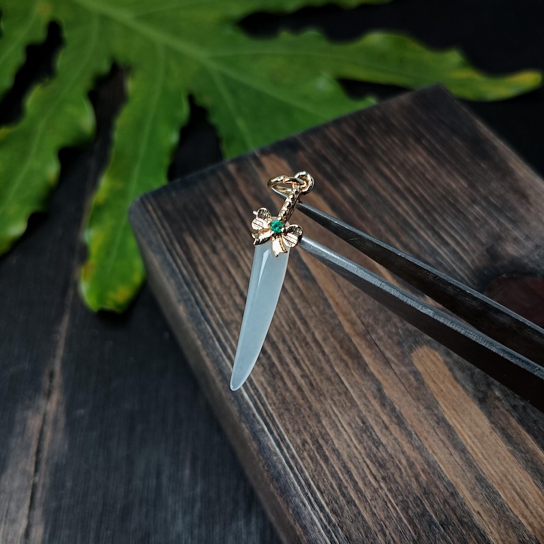 14K Gold White Jade Wolf Tooth Pendant | Talisman Jewelry - Etsy UK