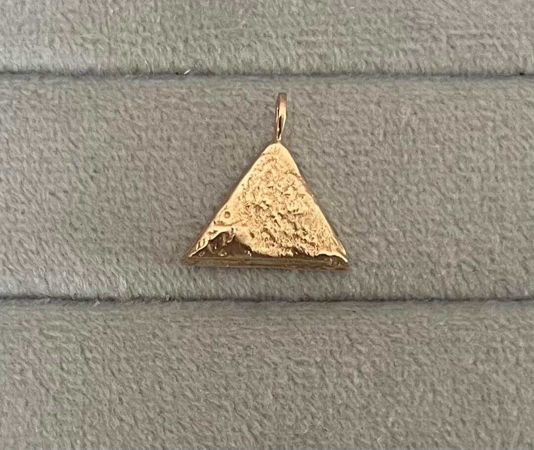 Vintage 14K Yellow Gold Textured Triangle Charm - Etsy