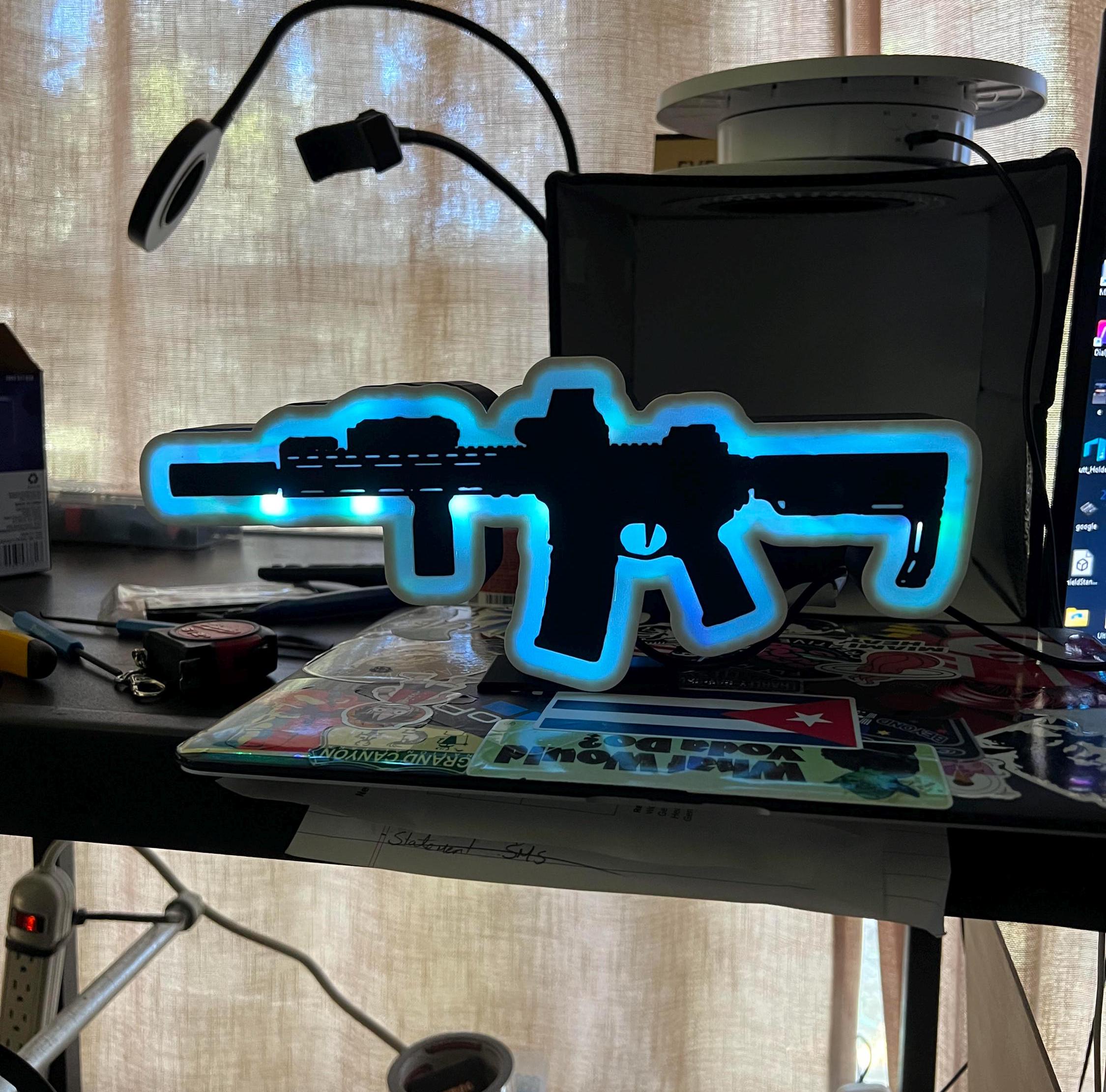 AR-15 Rifle LED Lamp – Tactical Gun Decor – RGB Light-up Man Cave Sign ...