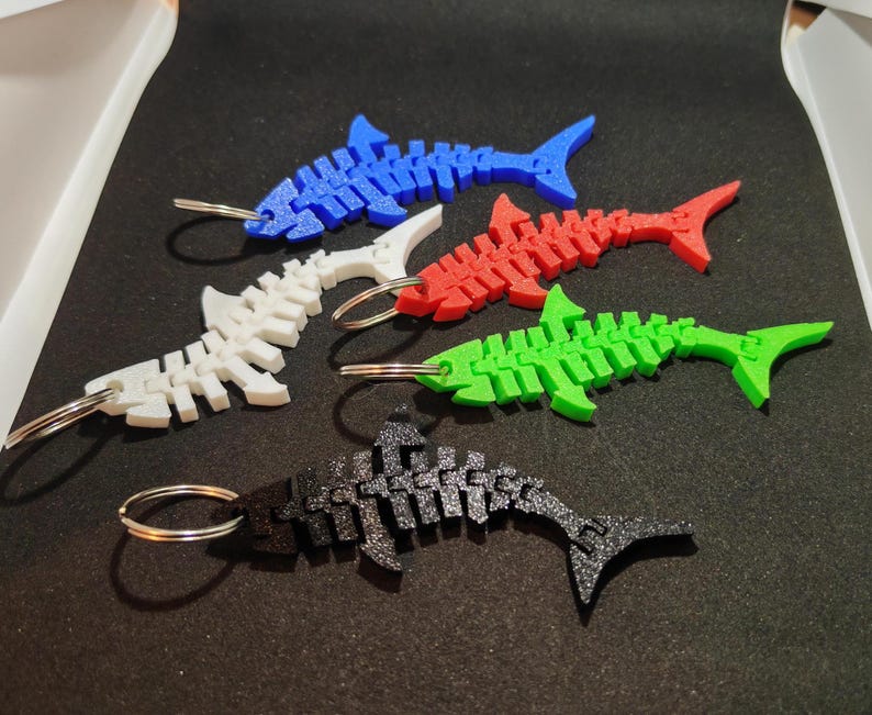 3D Printed Flexi Shark Skeleton Keychain PLA Keyring - Etsy