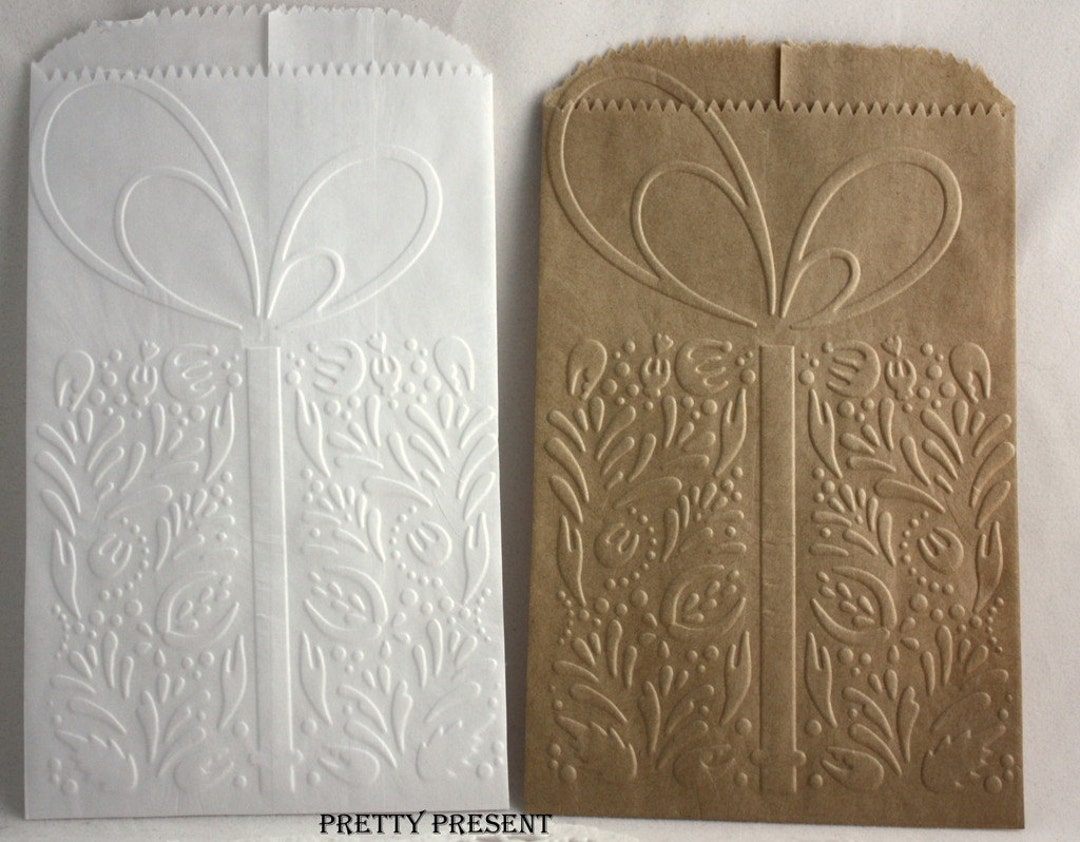20 Christmas Embossed Paper Bags Choose Pattern Style Sizes - Etsy