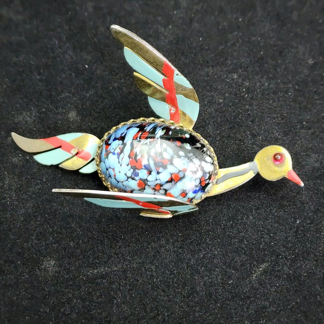 Vintage Unsigned Flying Goose Brooch Large Dimensional Bird in Flight ...