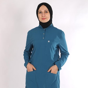 Turquoise Muslim Scrubs Set – 4 Way Stretch Hijab Nurse, Dentist ...