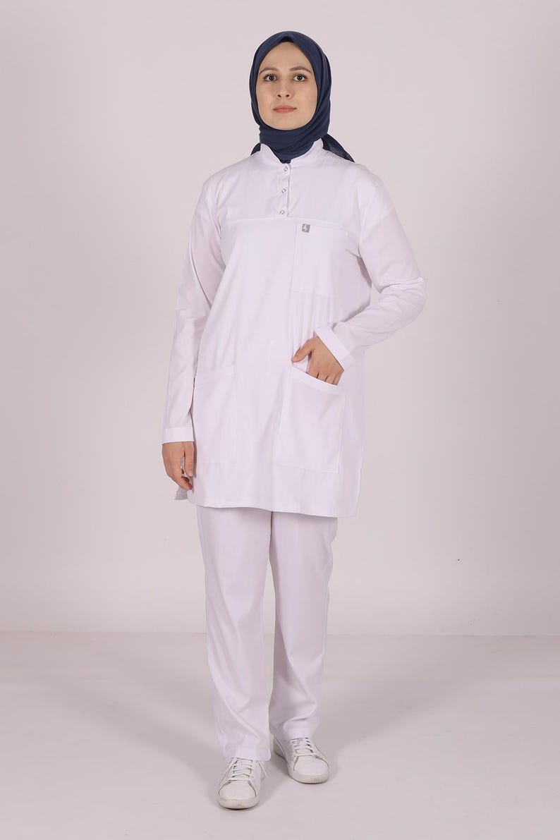 White Muslim Scrubs Set – 4 Way Stretch Hijab Nurse, Dentist ...