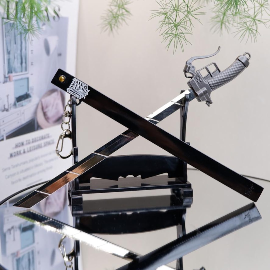 Attack on Titan Eren and Mikasa Double Blades Model Anime Peripherals ...