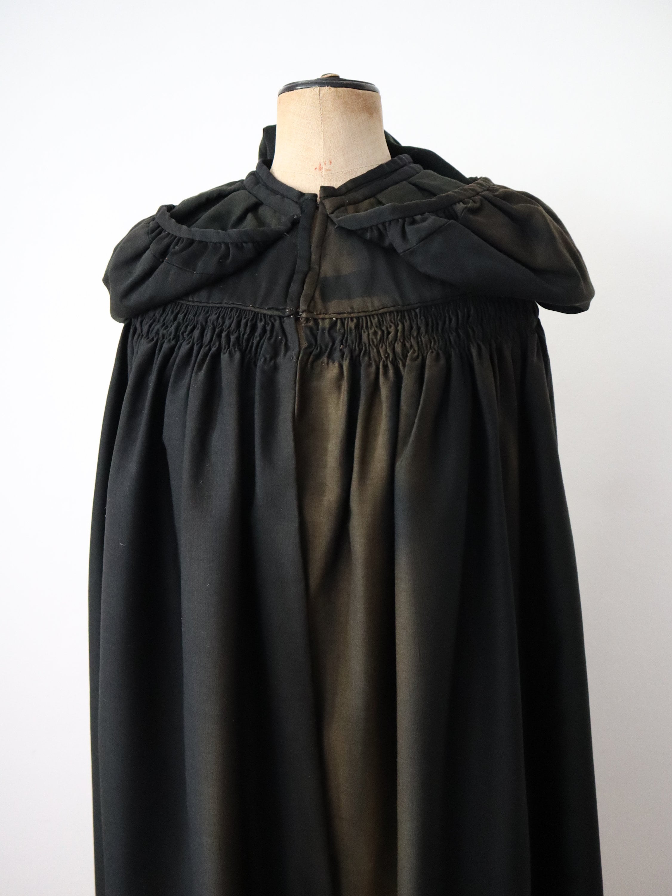 Antique 19th Century French Hooded Cape Provençal Traditional Clothing ...