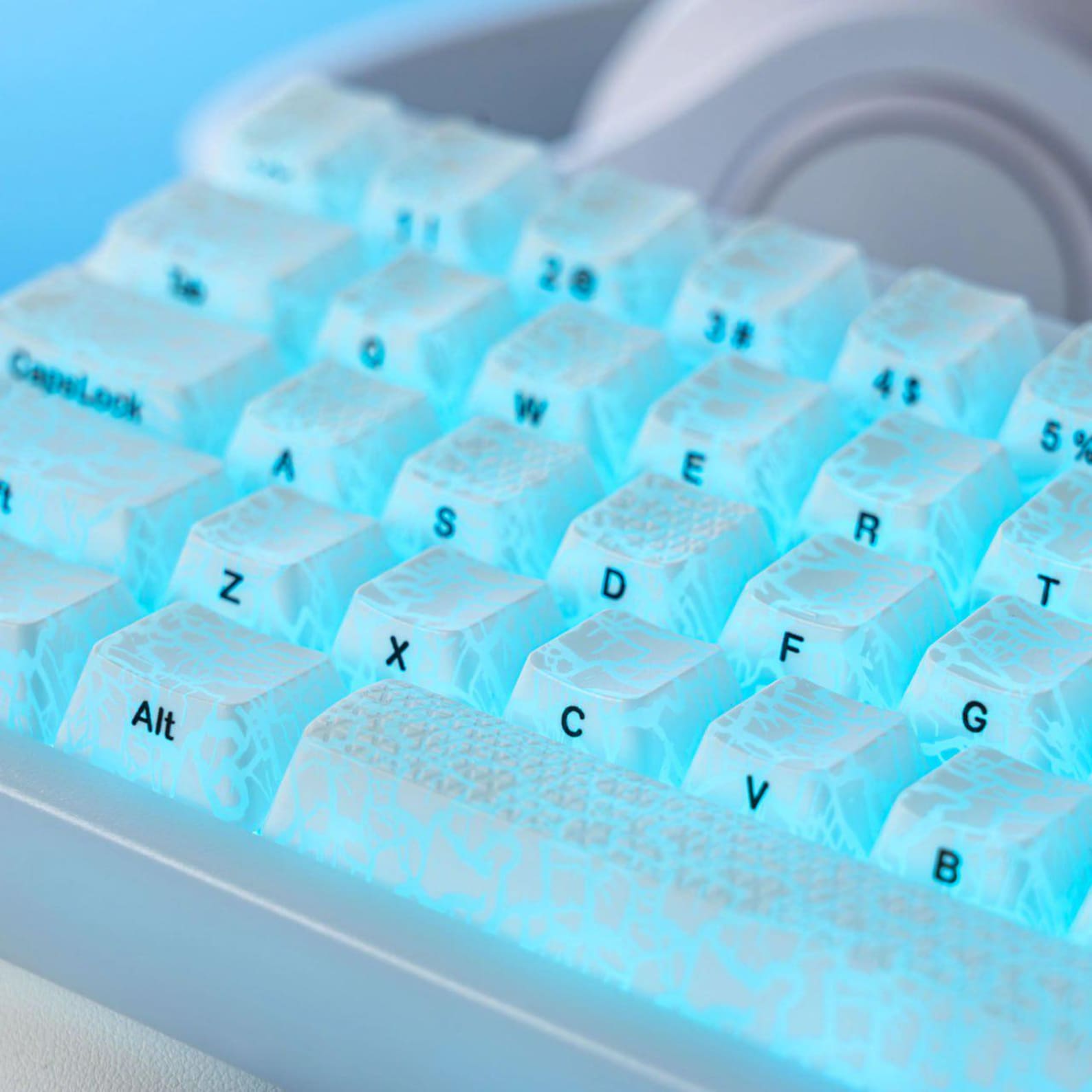 Shine Bright Clear Keycap Set - Transform Your Keyboard Into a Work of ...